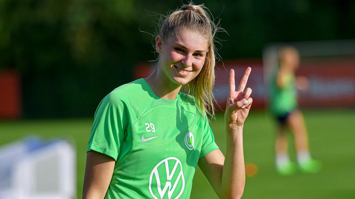 Jule Brand: Biografie, Alter und Privatleben - Promis Klatsch